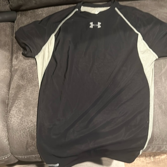 Under Armour | Shirts | Under Armour Metal Blkgrey Large Stretch ...